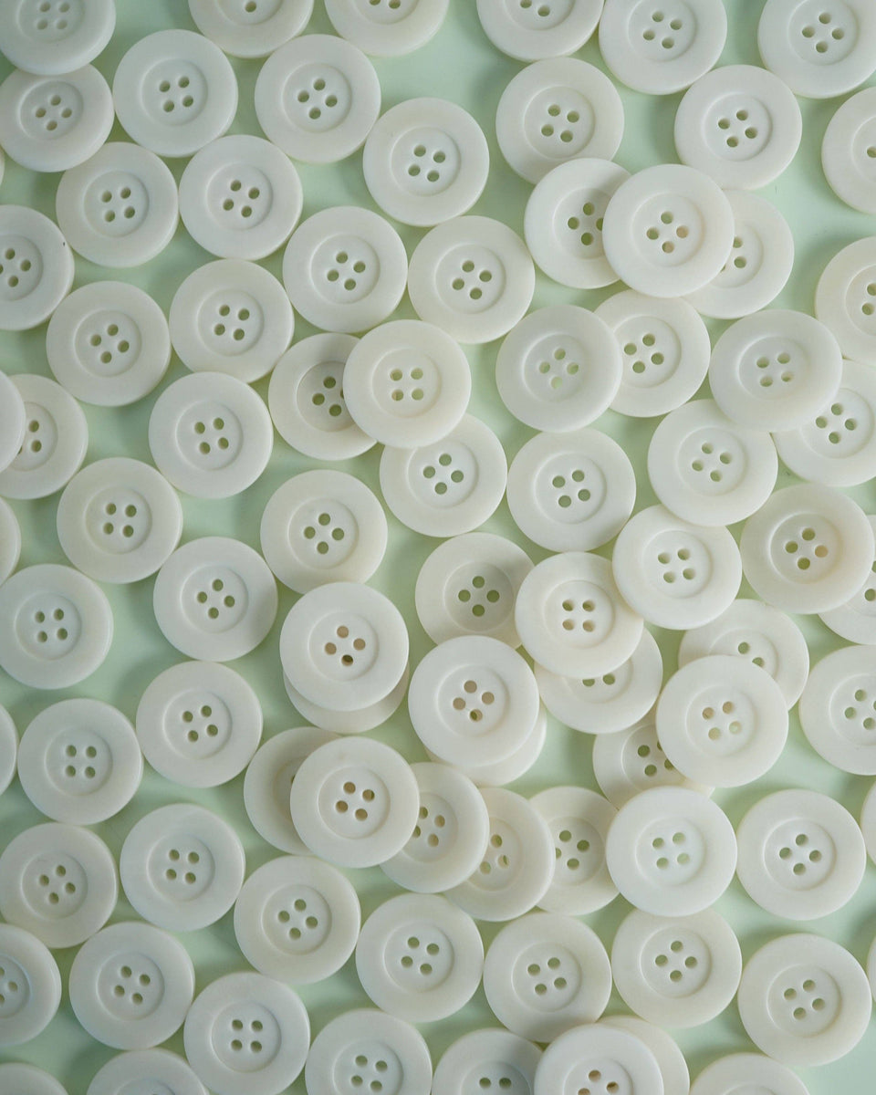 Milk 1" Corozo Nut Buttons: Set of 4 – Esthersfabrics